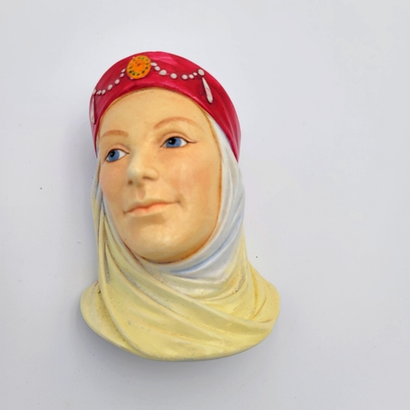 Legends Products | Art | Maid Marian By Legend Products Chalkware Head ...